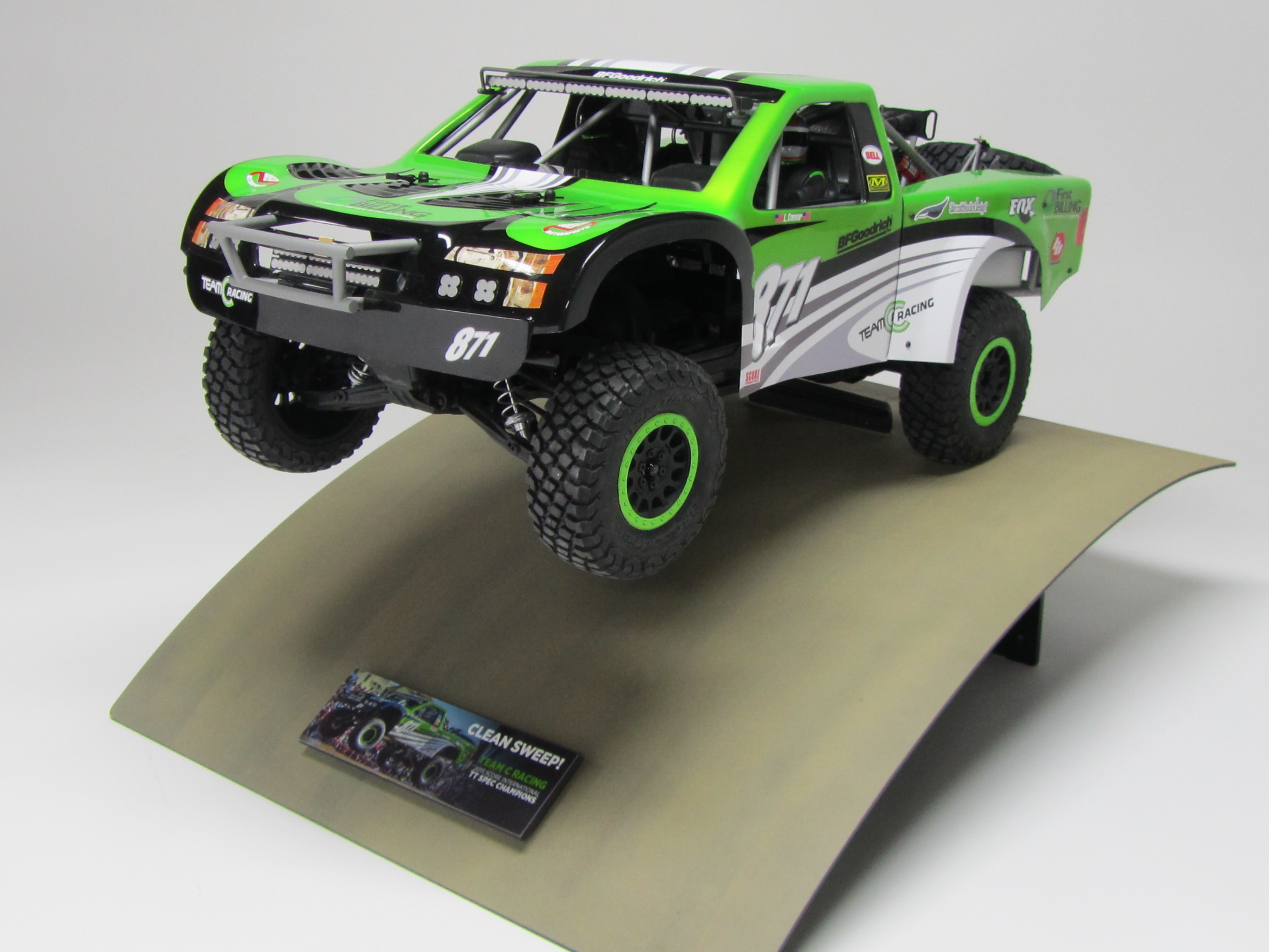 Trophy Truck Model - KiwiMill
